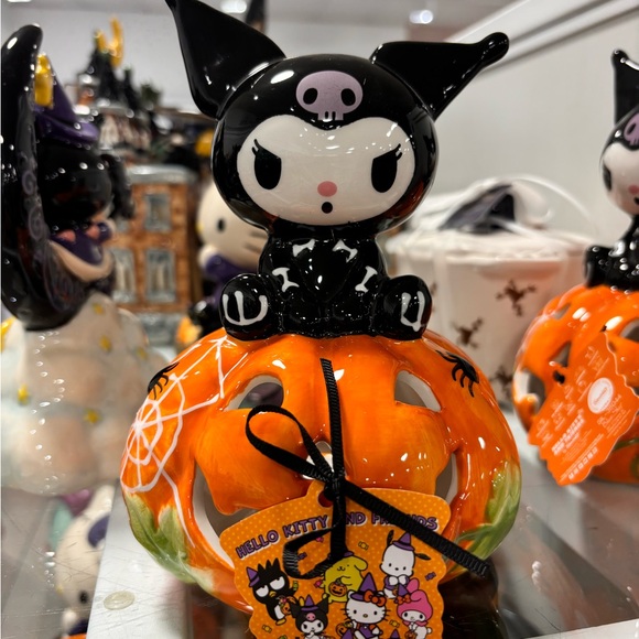Hello Kitty | Holiday | Hello Kitty And Friends Kurami Halloween ...